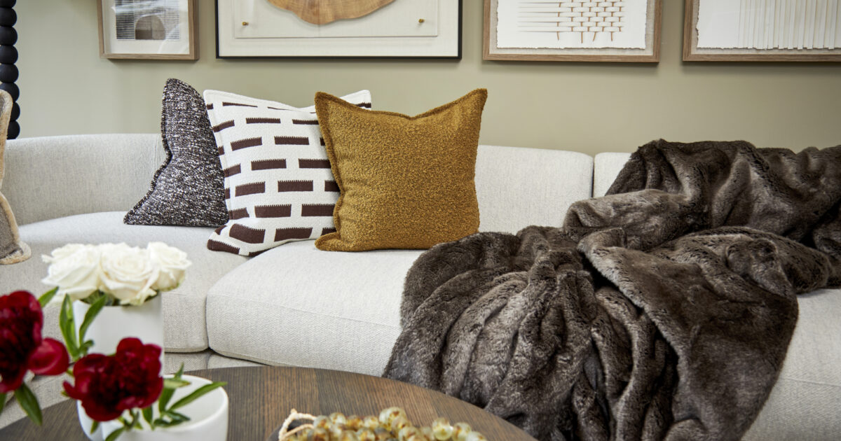 Faux Fur Throw | Sable lined Harris | Robert Langford
